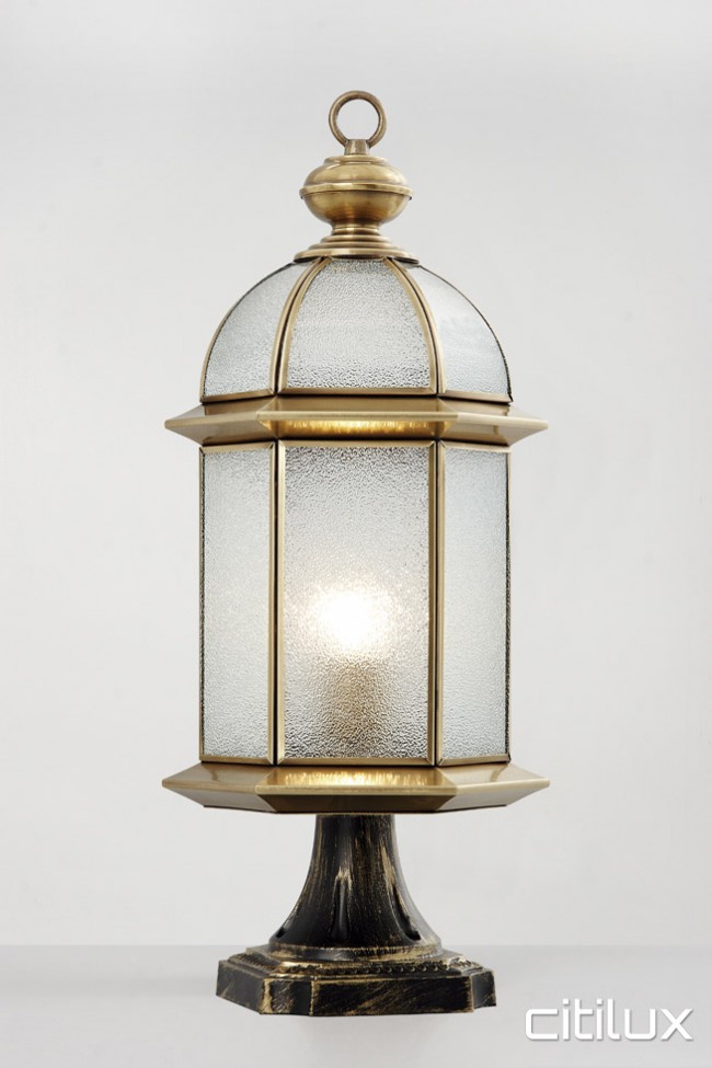 Regents Park Classic Outdoor Brass Made Pillar Mount Light Elegant ...